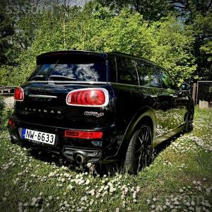 Black MINI Clubman 2015 in Tukums, with an engine capacity of 2.00 L and mileage of 194 thousand km for 13500 €, photo 3 on AUTOMOTO.COM.LV