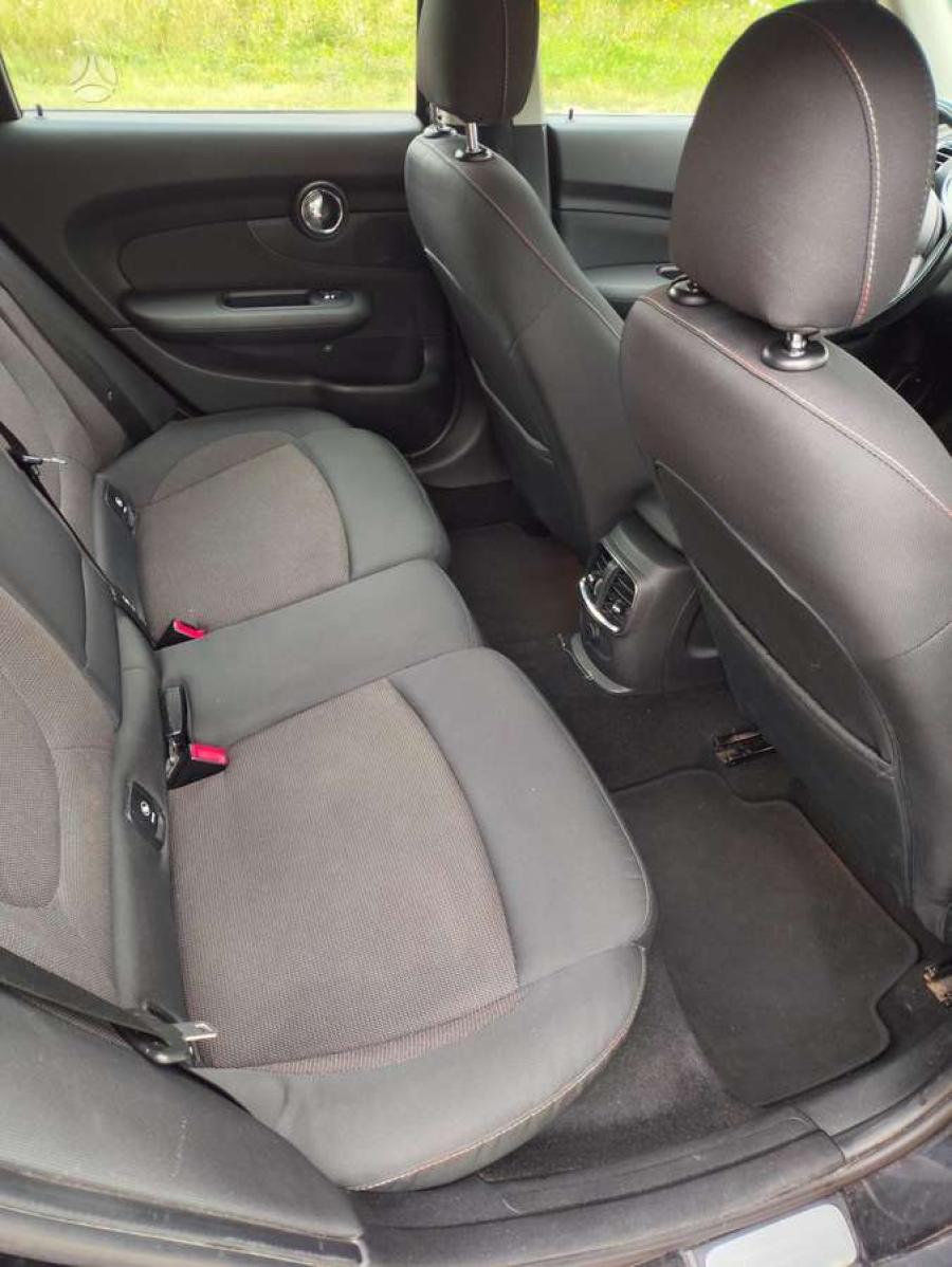 Melns MINI Clubman 2016 Šilutė, ar dzinēja tilpumu 1.50 L un nobraukumu 99 tūkst. km par 5500 €, foto 9 vietnē AUTOMOTO.COM.LV