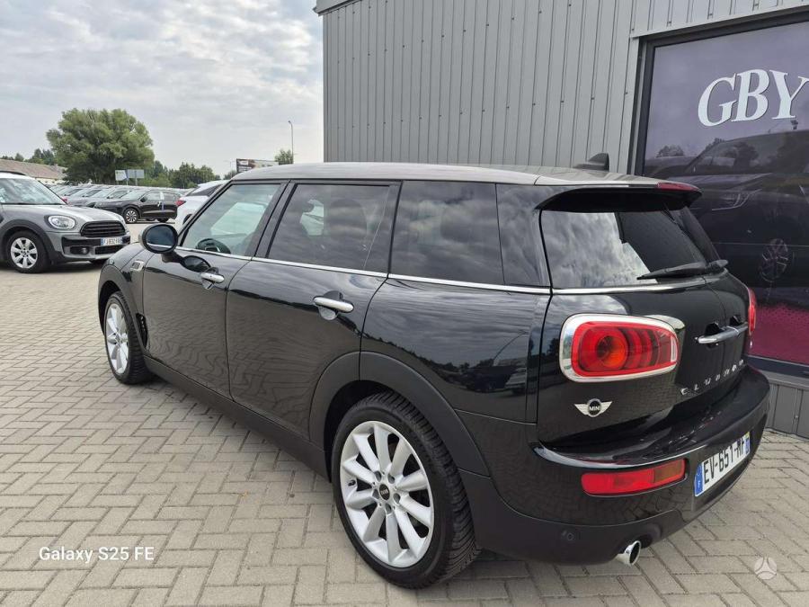 Black MINI Clubman 2017 in Taurage, with an engine capacity of 1.50 L and mileage of 285 thousand km for 5500 €, photo 8 on AUTOMOTO.COM.LV