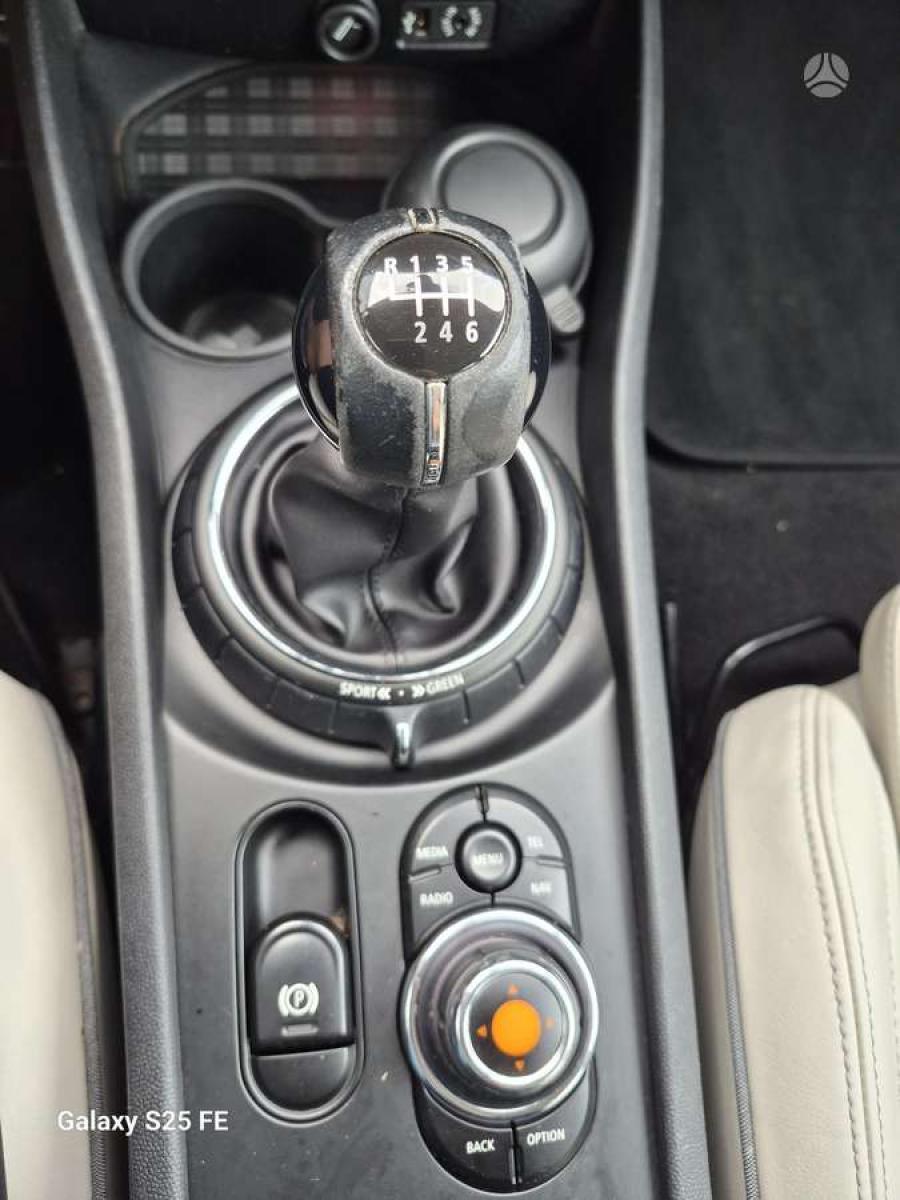 Black MINI Clubman 2017 in Taurage, with an engine capacity of 1.50 L and mileage of 285 thousand km for 5500 €, photo 11 on AUTOMOTO.COM.LV