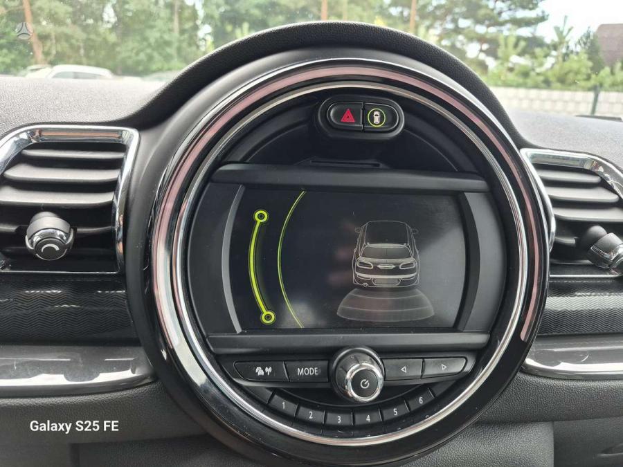 Black MINI Clubman 2017 in Taurage, with an engine capacity of 1.50 L and mileage of 285 thousand km for 5500 €, photo 14 on AUTOMOTO.COM.LV