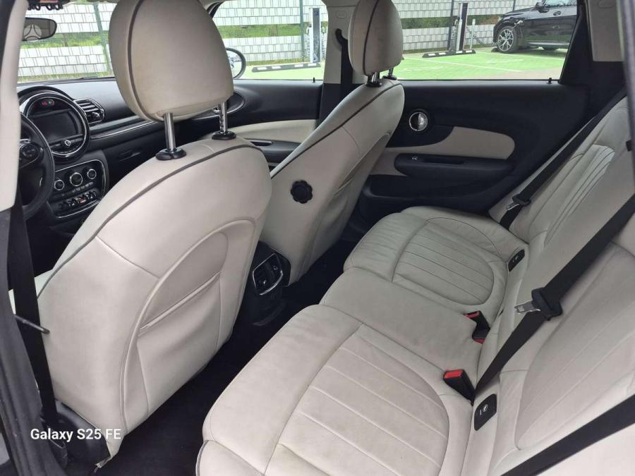 Black MINI Clubman 2017 in Taurage, with an engine capacity of 1.50 L and mileage of 285 thousand km for 5500 €, photo 23 on AUTOMOTO.COM.LV