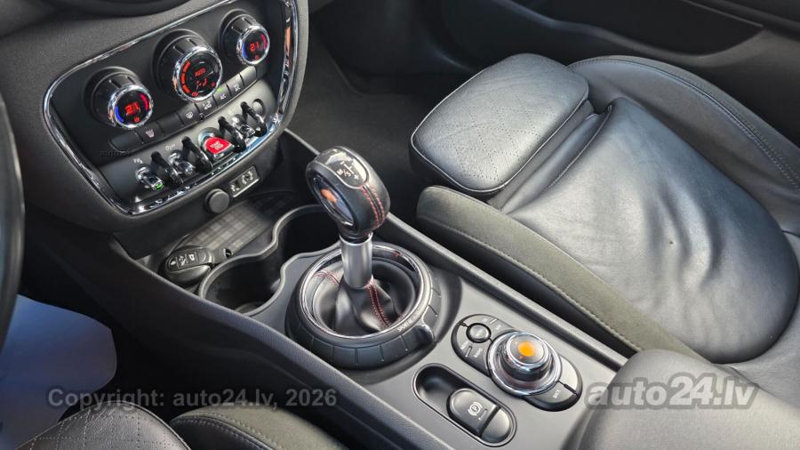 Black MINI Clubman 2017 in Tallinn, with an engine capacity of 2.00 L and mileage of 179 thousand km for 9999 €, photo 20 on AUTOMOTO.COM.LV
