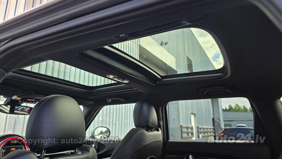 Black MINI Clubman 2017 in Tallinn, with an engine capacity of 2.00 L and mileage of 179 thousand km for 9999 €, photo 24 on AUTOMOTO.COM.LV