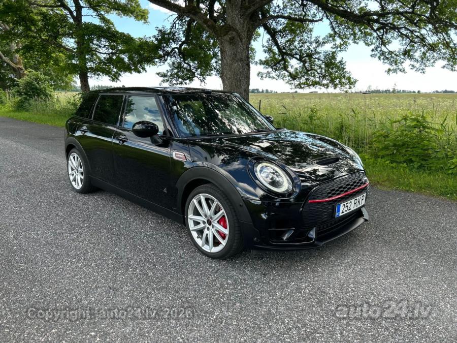 Melns MINI Clubman 2019 Pērnava, ar dzinēja tilpumu 2.00 L un nobraukumu 92 tūkst. km par 26000 €, foto 1 vietnē AUTOMOTO.COM.LV