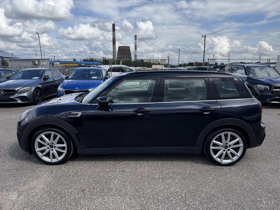 Black MINI Clubman 2021 in Kaunas, with an engine capacity of 2.00 L and mileage of 154 thousand km for 15900 €, photo 5 on AUTOMOTO.COM.LV