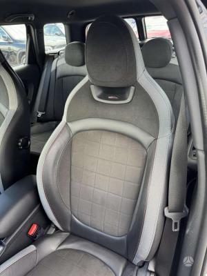 Black MINI Clubman 2021 in Kaunas, with an engine capacity of 2.00 L and mileage of 154 thousand km for 15900 €, photo 13 on AUTOMOTO.COM.LV