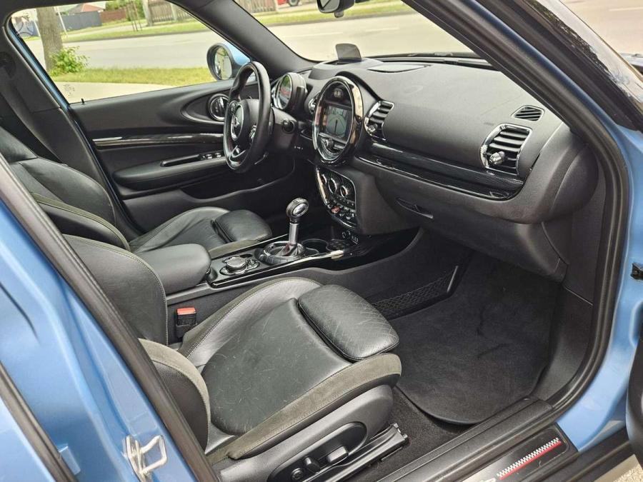 Zils MINI Clubman 2016 Šauļi, ar dzinēja tilpumu 2.00 L un nobraukumu 180 tūkst. km par 10450 €, foto 17 vietnē AUTOMOTO.COM.LV