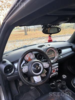 Brown MINI Clubman 2008 in Jekabpils, with an engine capacity of 1.60 L and mileage of 240 thousand km for 3500 €, photo 10 on AUTOMOTO.COM.LV
