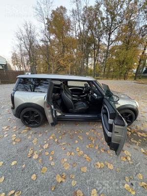 Brown MINI Clubman 2008 in Jekabpils, with an engine capacity of 1.60 L and mileage of 240 thousand km for 3500 €, photo 13 on AUTOMOTO.COM.LV