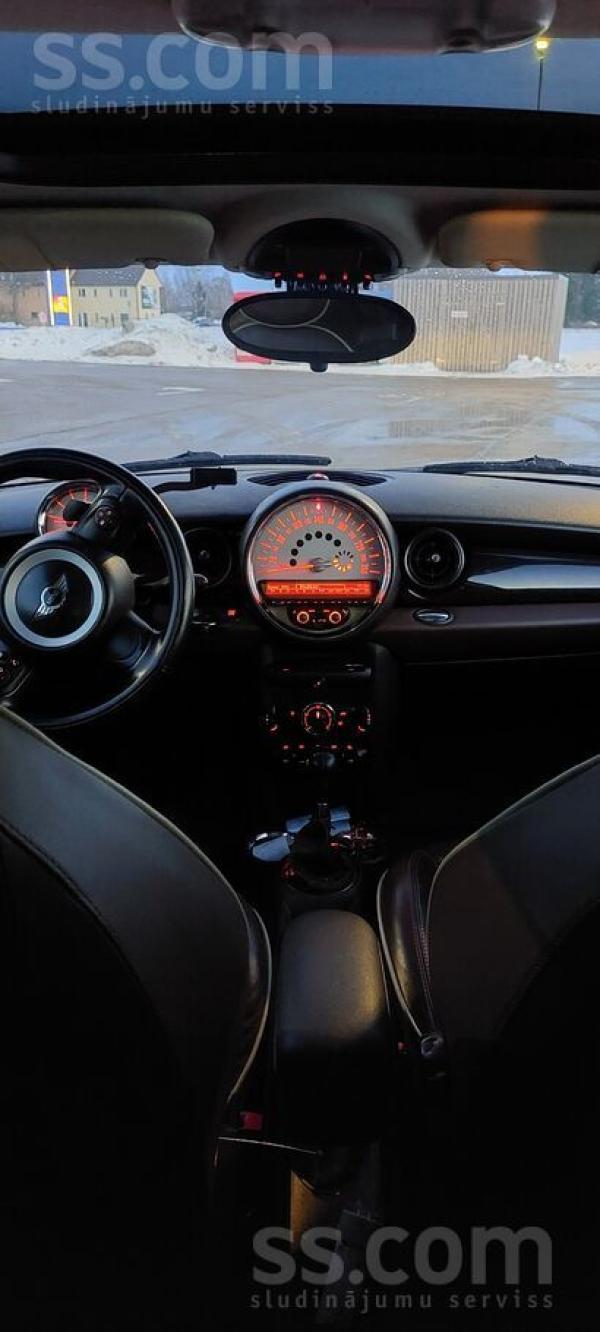 Brown MINI Clubman 2010 in Riga, with an engine capacity of 1.60 L and mileage of 212 thousand km for 3750 €, photo 9 on AUTOMOTO.COM.LV