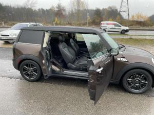 Brūns MINI Clubman 2011 Molėtai, ar dzinēja tilpumu 1.60 L un nobraukumu 241 tūkst. km par 4950 €, foto 16 vietnē AUTOMOTO.COM.LV
