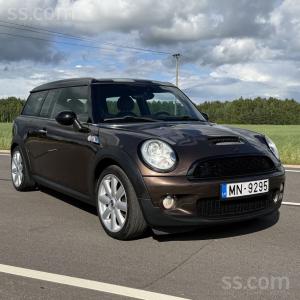 Brūns MINI Clubman 2008 Rīga, ar dzinēja tilpumu 1.60 L un nobraukumu 233 tūkst. km par 3950 €, foto 3 vietnē AUTOMOTO.COM.LV