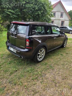 Brown MINI Clubman 2008 in Liepaja, with an engine capacity of 1.60 L and mileage of 239 thousand km for 3000 €, photo 4 on AUTOMOTO.COM.LV