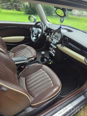 Brown MINI Clubman 2008 in Liepaja, with an engine capacity of 1.60 L and mileage of 239 thousand km for 3000 €, photo 7 on AUTOMOTO.COM.LV