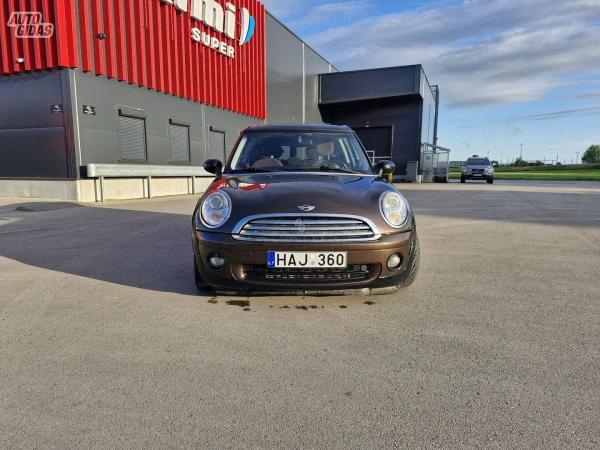 Brūns MINI Clubman 2008 Kretinga, ar dzinēja tilpumu 1.60 L un nobraukumu 194 tūkst. km par 3500 €, foto 2 vietnē AUTOMOTO.COM.LV