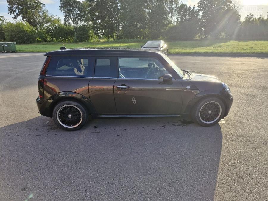 Brown MINI Clubman 2008 in Kretinga, with an engine capacity of 1.60 L and mileage of 194 thousand km for 3500 €, photo 7 on AUTOMOTO.COM.LV