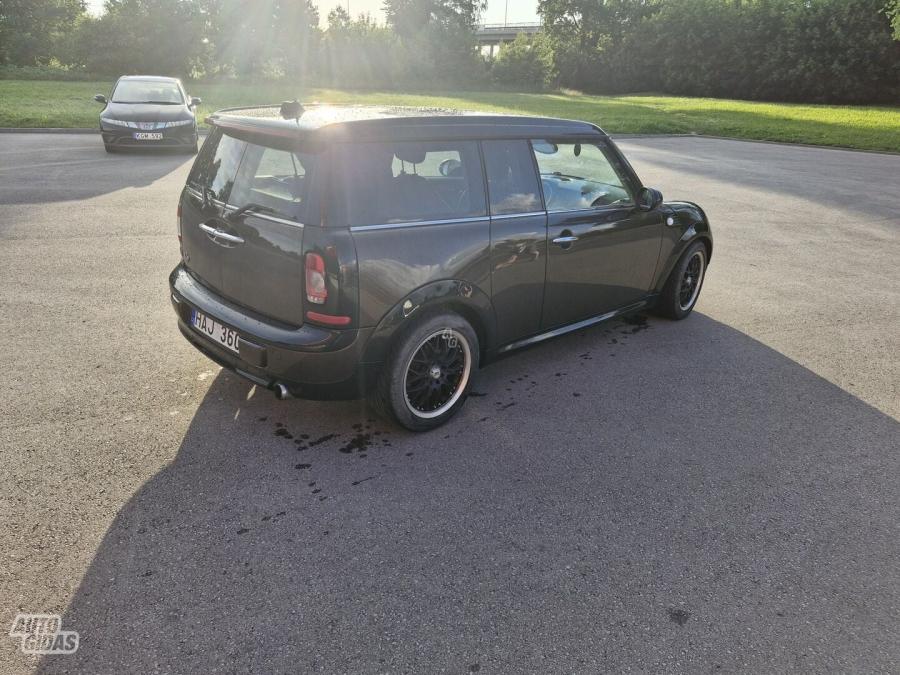 Brown MINI Clubman 2008 in Kretinga, with an engine capacity of 1.60 L and mileage of 194 thousand km for 3500 €, photo 9 on AUTOMOTO.COM.LV