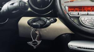 Brūns MINI Clubman 2008 Cēsis, ar dzinēja tilpumu 1.60 L un nobraukumu 315 tūkst. km par 4700 €, foto 12 vietnē AUTOMOTO.COM.LV