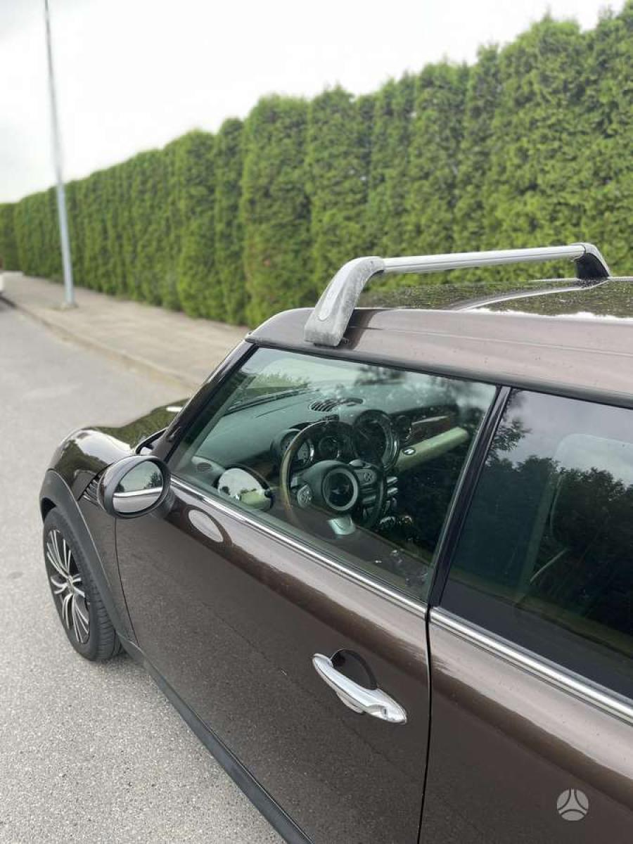 Brown MINI Clubman 2008 in Vilnius, with an engine capacity of 1.56 L and mileage of 298 thousand km for 4200 €, photo 8 on AUTOMOTO.COM.LV