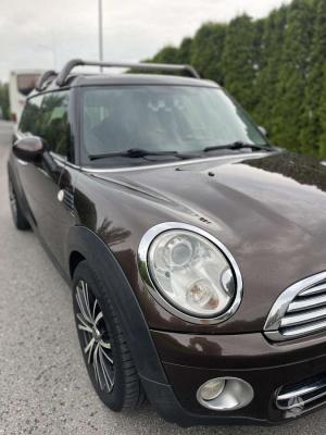 Brown MINI Clubman 2008 in Vilnius, with an engine capacity of 1.56 L and mileage of 298 thousand km for 4200 €, photo 14 on AUTOMOTO.COM.LV