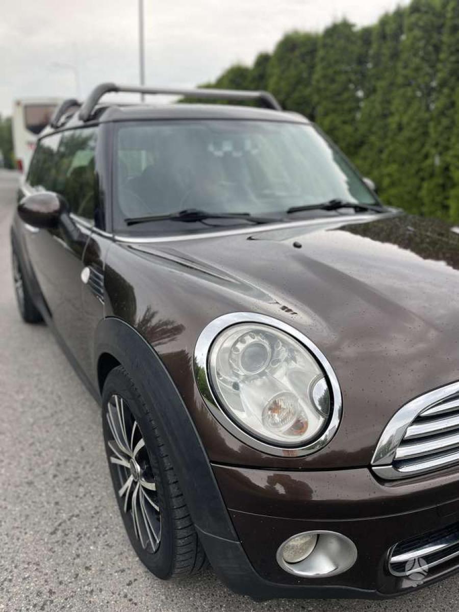 Brown MINI Clubman 2008 in Vilnius, with an engine capacity of 1.56 L and mileage of 298 thousand km for 4200 €, photo 14 on AUTOMOTO.COM.LV
