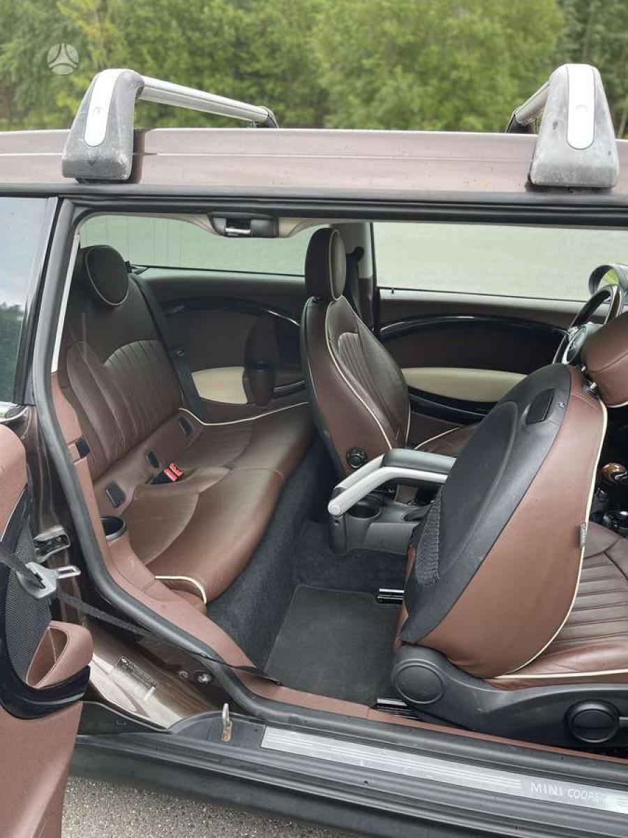 Brown MINI Clubman 2008 in Vilnius, with an engine capacity of 1.56 L and mileage of 298 thousand km for 4200 €, photo 20 on AUTOMOTO.COM.LV