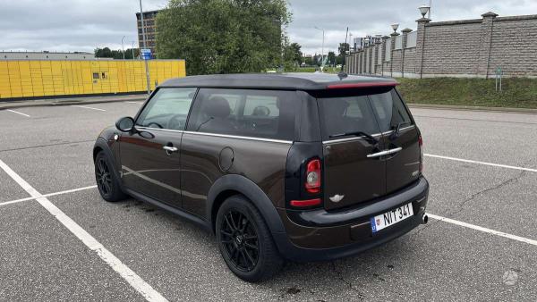 Brūns MINI Clubman 2009 Kauņa, ar dzinēja tilpumu 1.60 L un nobraukumu 194 tūkst. km par 2500 €, foto 3 vietnē AUTOMOTO.COM.LV