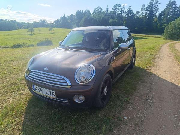 Brown MINI Clubman 2009 in Zarasai, with an engine capacity of 1.60 L and mileage of 207 thousand km for 2000 €, photo 3 on AUTOMOTO.COM.LV