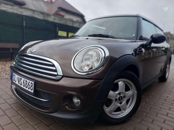 Brown MINI Clubman 2010 in Marijampole, with an engine capacity of 1.60 L and mileage of 180 thousand km for 2950 €, photo 1 on AUTOMOTO.COM.LV