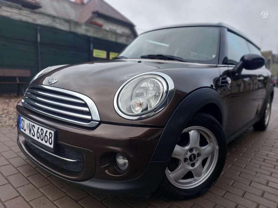 Brūns MINI Clubman 2010 Marijampole, ar dzinēja tilpumu 1.60 L un nobraukumu 180 tūkst. km par 2950 €, foto 1 vietnē AUTOMOTO.COM.LV