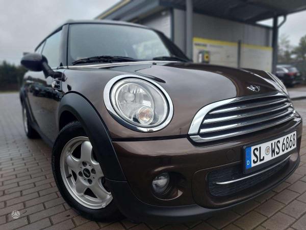 Brown MINI Clubman 2010 in Marijampole, with an engine capacity of 1.60 L and mileage of 180 thousand km for 2950 €, photo 4 on AUTOMOTO.COM.LV