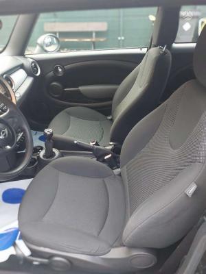Brūns MINI Clubman 2010 Marijampole, ar dzinēja tilpumu 1.60 L un nobraukumu 180 tūkst. km par 2950 €, foto 9 vietnē AUTOMOTO.COM.LV
