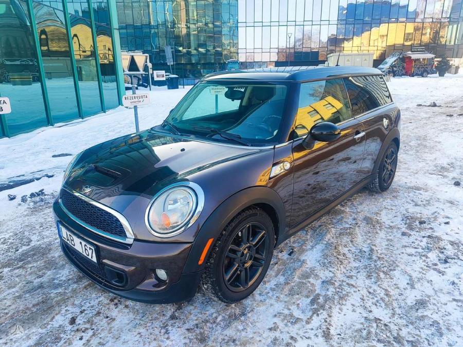 Brown MINI Clubman 2011 in Vilnius, with an engine capacity of 1.60 L and mileage of 240 thousand km for 3950 €, photo 5 on AUTOMOTO.COM.LV