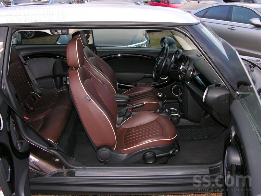 Brūns MINI Clubman 2012 Rīga, ar dzinēja tilpumu 1.60 L un nobraukumu 228 tūkst. km par 4950 €, foto 7 vietnē AUTOMOTO.COM.LV