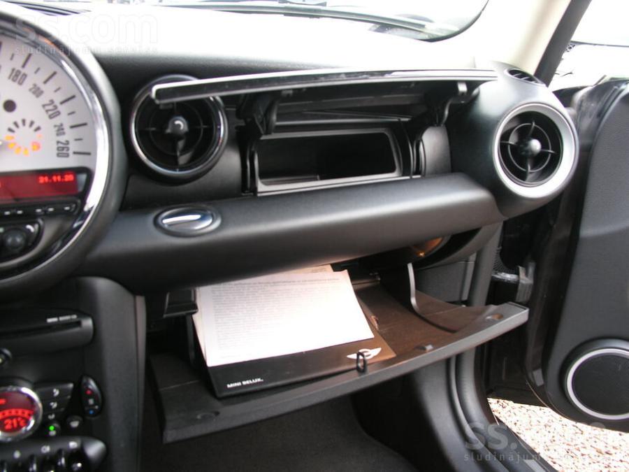 Brūns MINI Clubman 2012 Rīga, ar dzinēja tilpumu 1.60 L un nobraukumu 228 tūkst. km par 4950 €, foto 14 vietnē AUTOMOTO.COM.LV