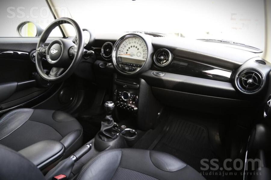 Brūns MINI Clubman 2012 Rīga, ar dzinēja tilpumu 1.60 L un nobraukumu 273 tūkst. km par 4995 €, foto 11 vietnē AUTOMOTO.COM.LV