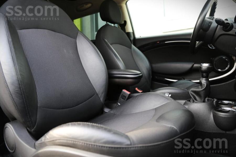 Brūns MINI Clubman 2012 Rīga, ar dzinēja tilpumu 1.60 L un nobraukumu 273 tūkst. km par 4995 €, foto 14 vietnē AUTOMOTO.COM.LV