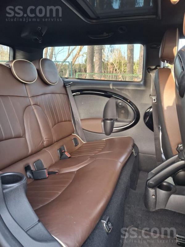 Brūns MINI Clubman 2012 Rīga, ar dzinēja tilpumu 2.00 L un nobraukumu 234 tūkst. km par 5900 €, foto 4 vietnē AUTOMOTO.COM.LV