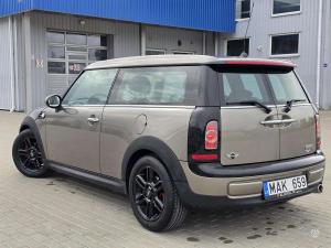 Brown MINI Clubman 2013 in Silute, with an engine capacity of 1.60 L and mileage of 195 thousand km for 3800 €, photo 3 on AUTOMOTO.COM.LV