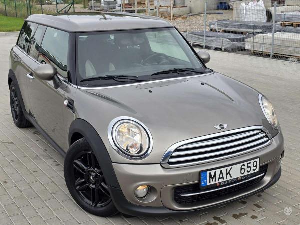 Brown MINI Clubman 2013 in Silute, with an engine capacity of 1.60 L and mileage of 195 thousand km for 3800 €, photo 5 on AUTOMOTO.COM.LV