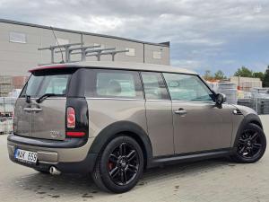 Brown MINI Clubman 2013 in Silute, with an engine capacity of 1.60 L and mileage of 195 thousand km for 3800 €, photo 7 on AUTOMOTO.COM.LV