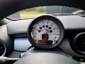 Brown MINI Clubman 2013 in Silute, with an engine capacity of 1.60 L and mileage of 195 thousand km for 3800 €, photo 14 on AUTOMOTO.COM.LV