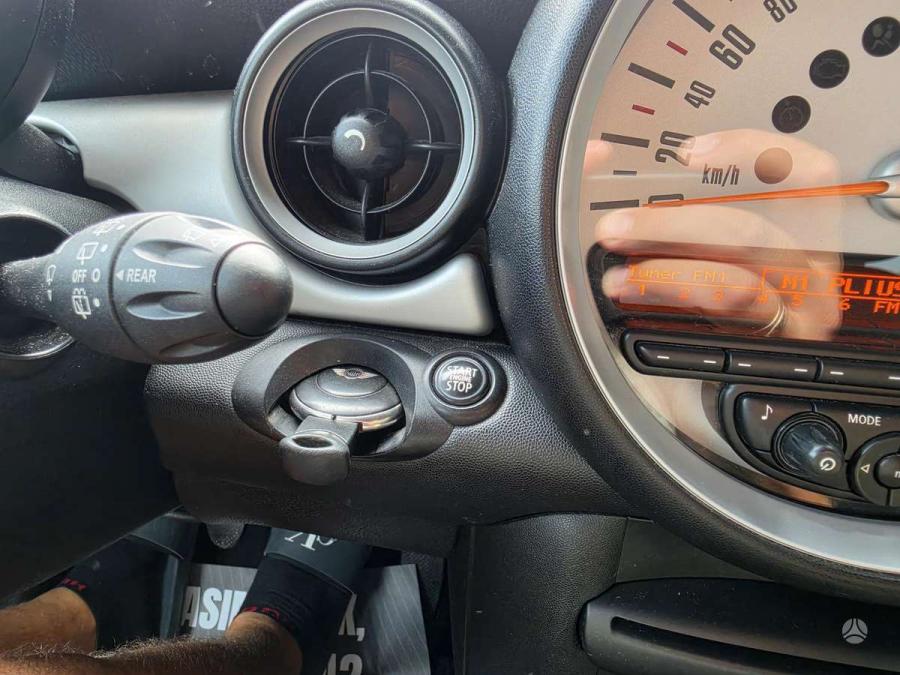 Brown MINI Clubman 2013 in Silute, with an engine capacity of 1.60 L and mileage of 195 thousand km for 3800 €, photo 19 on AUTOMOTO.COM.LV