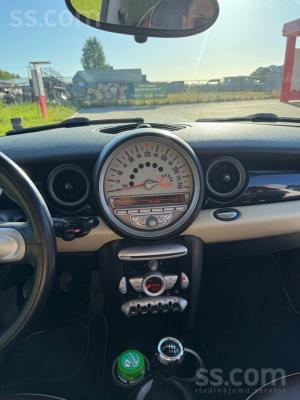 Brown MINI Clubman 2007 in Riga, with an engine capacity of 1.60 L and mileage of 270 thousand km for 3400 €, photo 14 on AUTOMOTO.COM.LV
