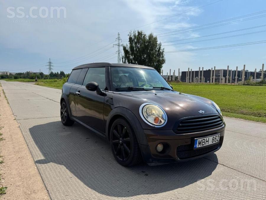 Brown MINI Clubman 2008 in Riga, with an engine capacity of 1.60 L and mileage of 300 thousand km for 4400 €, photo 1 on AUTOMOTO.COM.LV