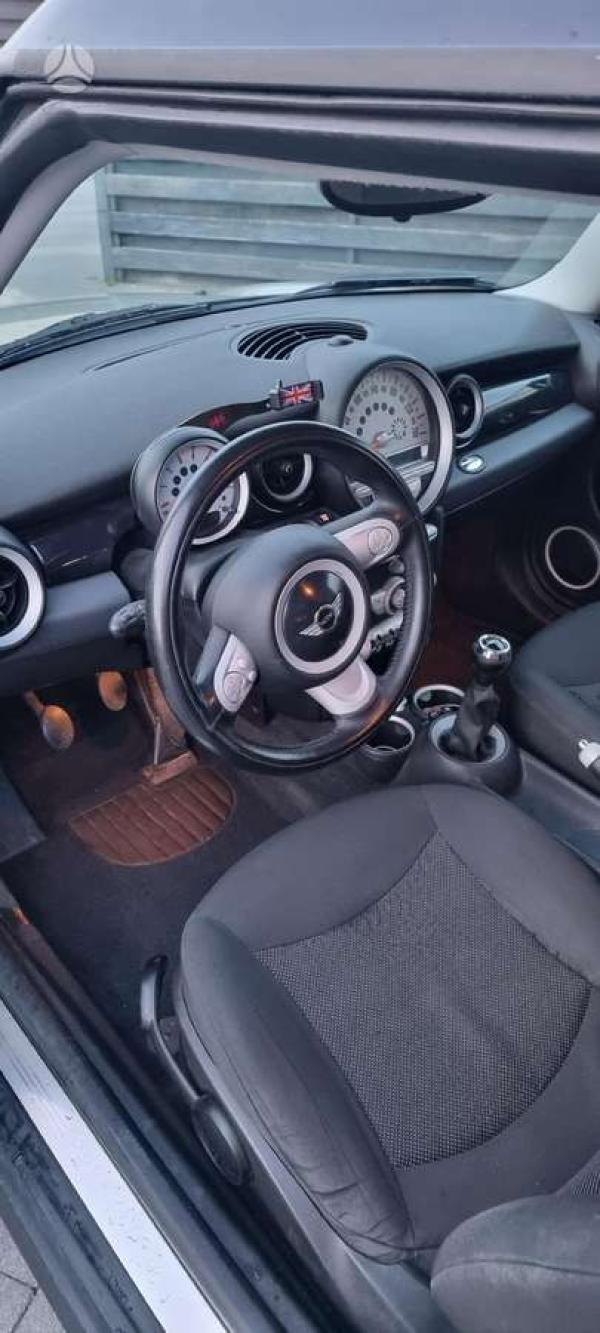 Brūns MINI Clubman 2010 Viļņa, ar dzinēja tilpumu 0.00 L un nobraukumu 194 tūkst. km par 2800 €, foto 8 vietnē AUTOMOTO.COM.LV