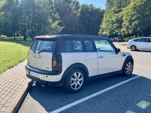 Brown MINI Clubman 2010 in Vilnius, with an engine capacity of 1.60 L and mileage of 197 thousand km for 2800 €, photo 7 on AUTOMOTO.COM.LV