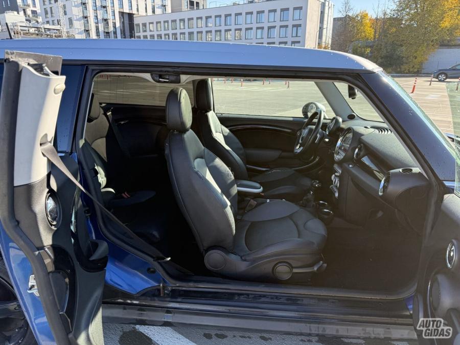MINI Clubman 2008 in Vilnius, with an engine capacity of 1.60 L and mileage of 230 thousand km for 1900 €, photo 12 on AUTOMOTO.COM.LV