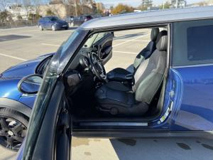 MINI Clubman 2008 in Vilnius, with an engine capacity of 1.60 L and mileage of 230 thousand km for 1900 €, photo 17 on AUTOMOTO.COM.LV